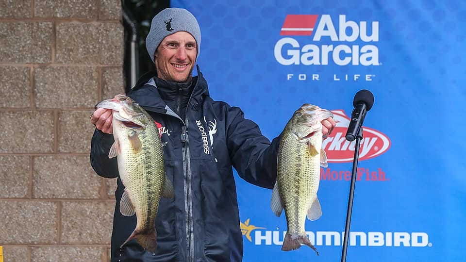 Fishing Spring to Summer with Brandon Cobb | Westernbass.com